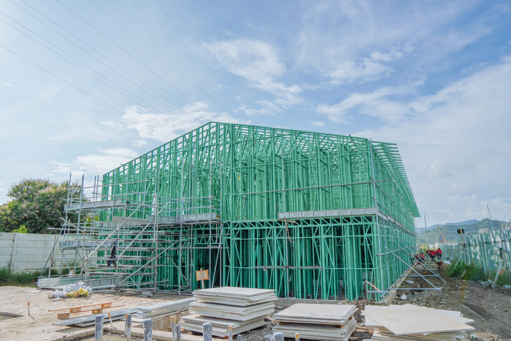 Light Gauge Steel: Baja Tahan Panas untuk Konstruksi Modern