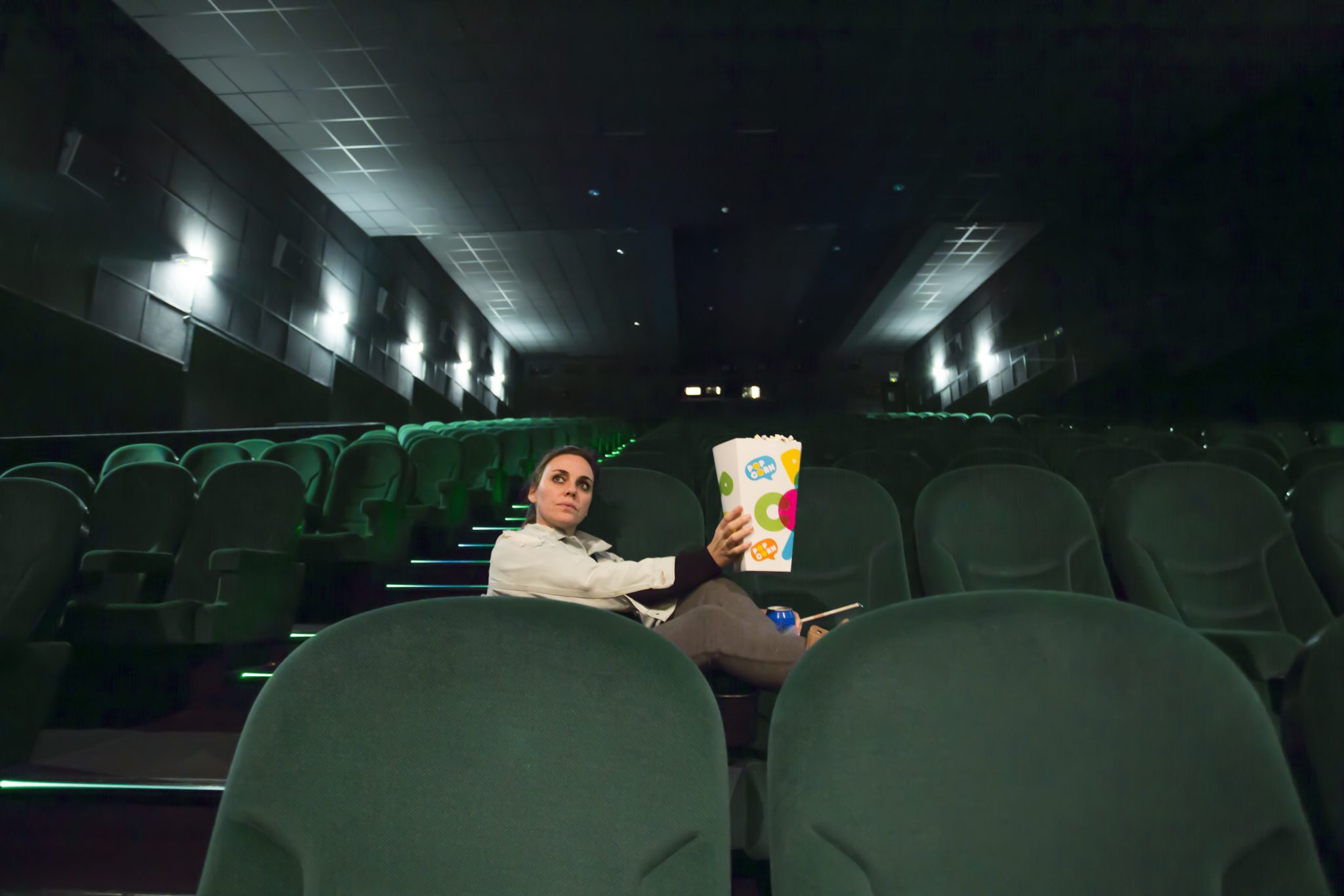 Bioskop Mini Kontainer, Solusi Nonton Film di Mana Saja