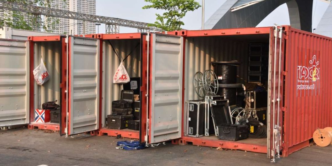 Tempat Penyimpanan Alat Pertanian dari Kontainer